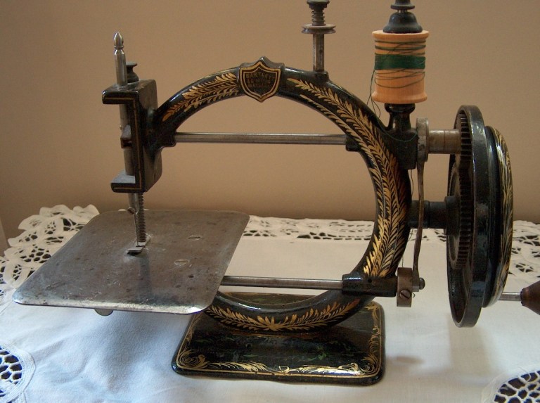History of the Sewing Machine – From My Carolina Home
